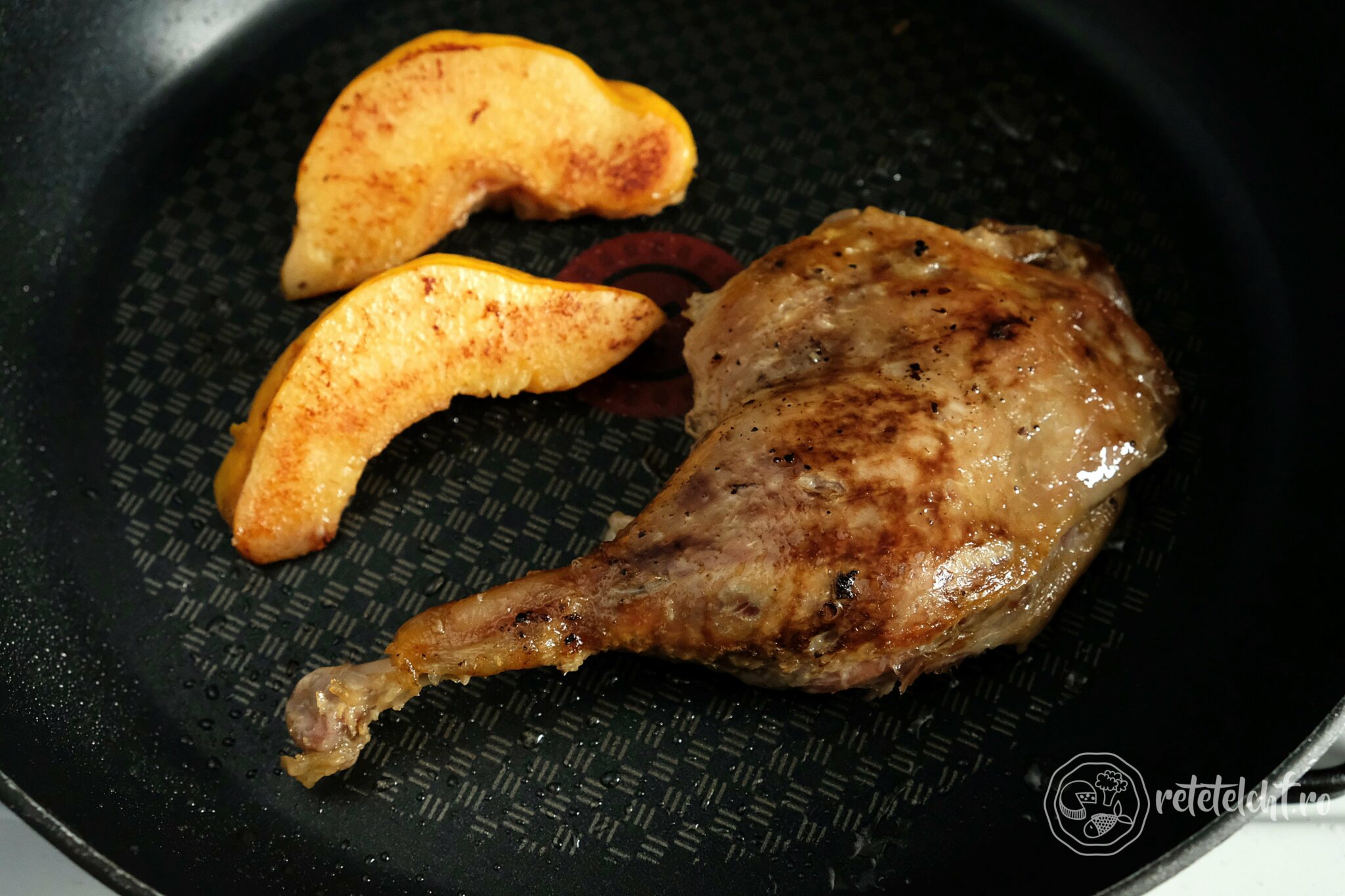 Pulpe de rață confiate, cu gutui – Rețete LCHF