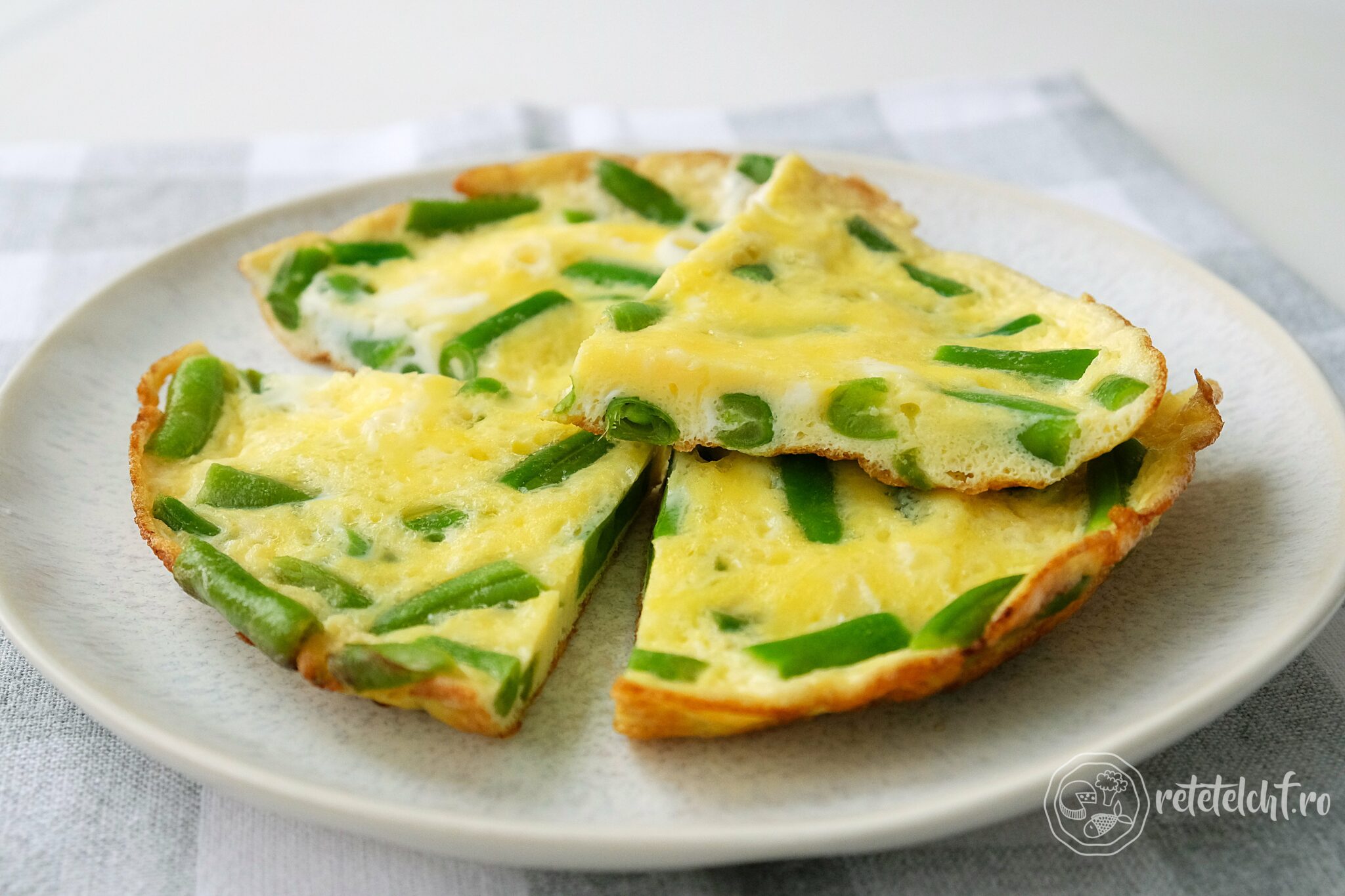 Omletă cu fasole verde – Rețete LCHF